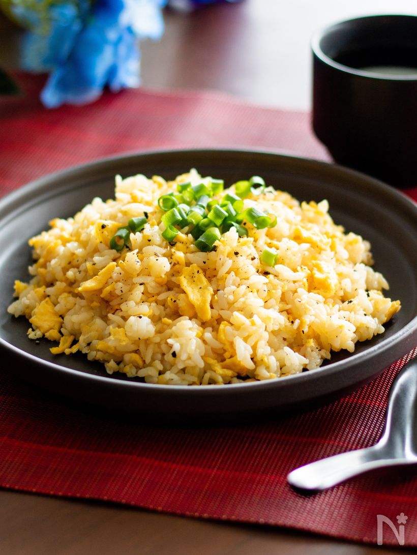 【初心者OK】チャーハンの作り方＆飽きない！人気の美味しい味付けレシピ20選 – Onnela[オンネラ]｜暮らしに『楽』を、家族にワクワクを。