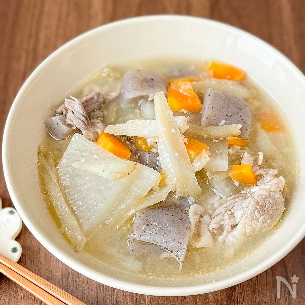 【我が家の豚汁】ほっと温まる♡ | レシピサイトNadia