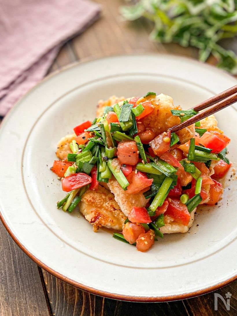 ニラを使った人気レシピ50選♪簡単なのに絶品！子ども向け～変わり種まで – Onnela[オンネラ]｜暮らしに『楽』を、家族にワクワクを。