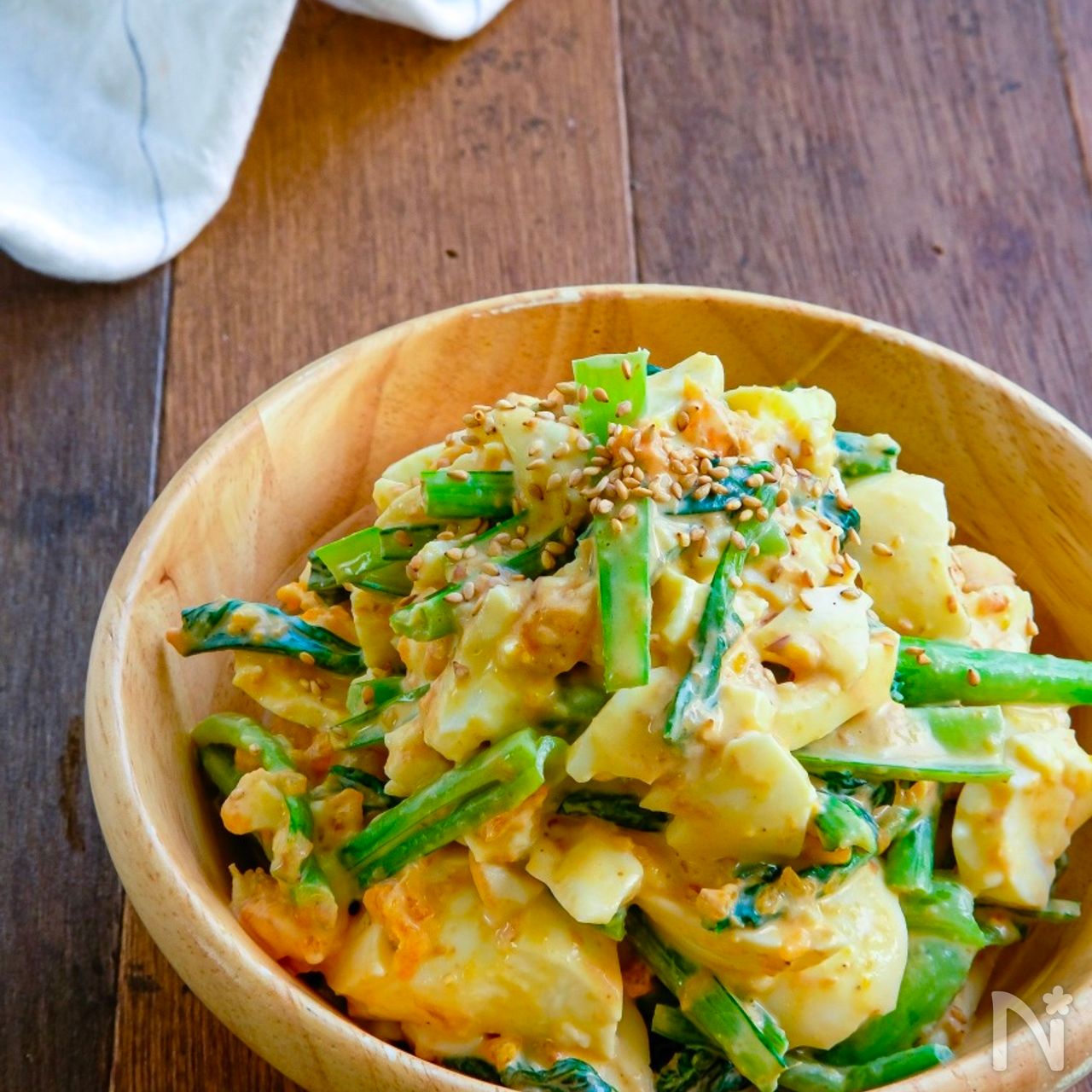 小松菜とゆで卵の和風ごまおかかマヨ和え | レシピサイトNadia