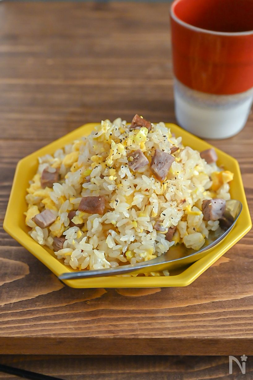 【初心者OK】チャーハンの作り方＆飽きない！人気の美味しい味付けレシピ20選 – Onnela[オンネラ]｜暮らしに『楽』を、家族にワクワクを。