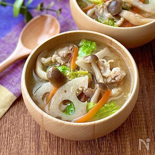 豚肉と白菜とれんこんのごま味噌スープ | レシピサイトNadia