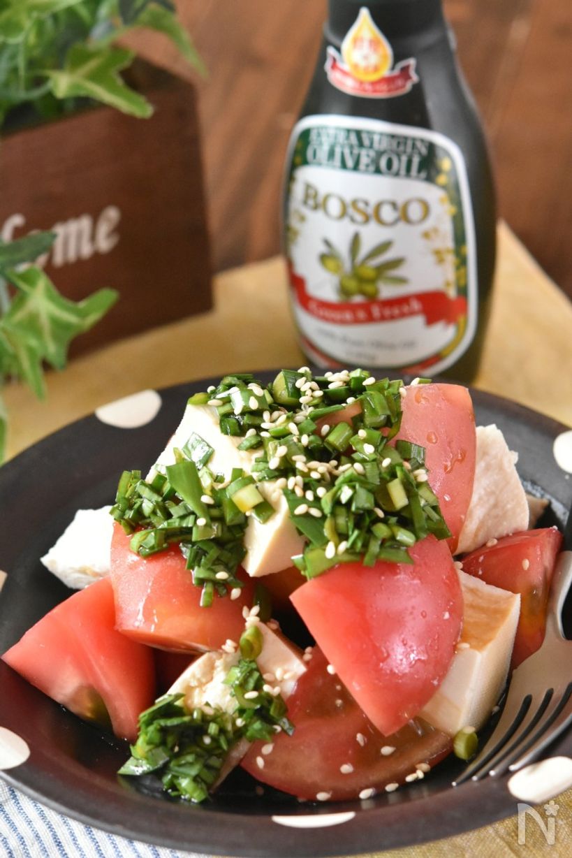 ニラを使った人気レシピ50選♪簡単なのに絶品！子ども向け～変わり種まで – Onnela[オンネラ]｜暮らしに『楽』を、家族にワクワクを。