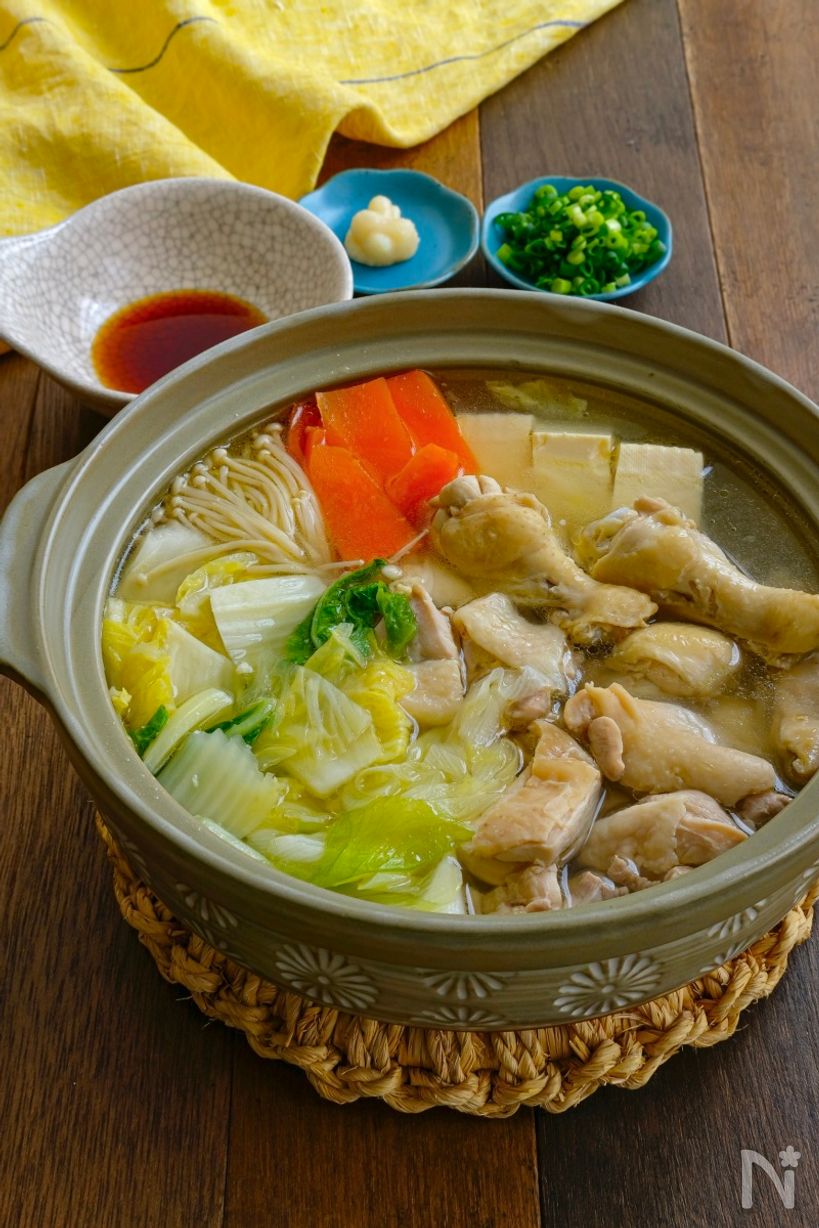 【絶品】鶏肉を使った鍋レシピ25選！おすすめ具材・超簡単レシピも紹介 – Onnela[オンネラ]｜暮らしに『楽』を、家族にワクワクを。