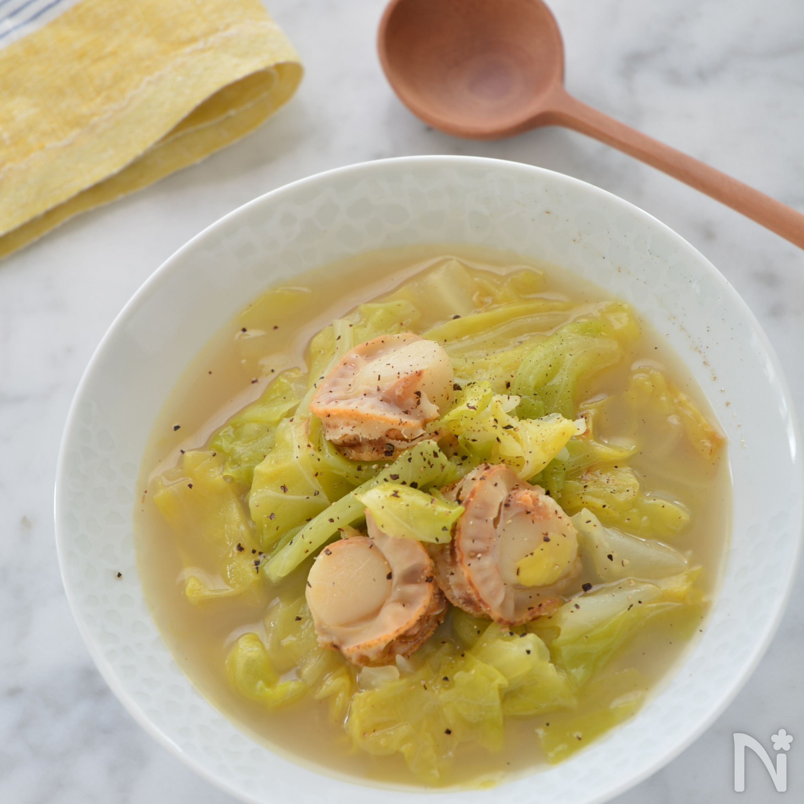 春キャベツとホタテのうま煮 | レシピサイトNadia